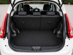 Balts Nissan Juke 2013 Viļņa, ar dzinēja tilpumu 1.60 L un nobraukumu 104 tūkst. km par 6550 €, foto 23 vietnē AUTOMOTO.COM.LV