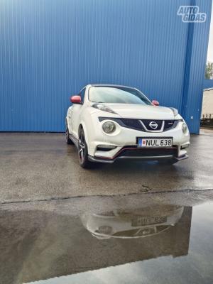 White Nissan Juke 2013 in Siauliai, with an engine capacity of 1.60 L and mileage of 224 thousand km for 8300 €, photo 3 on AUTOMOTO.COM.LV