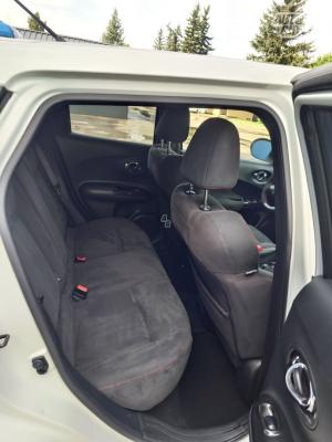 White Nissan Juke 2013 in Siauliai, with an engine capacity of 1.60 L and mileage of 224 thousand km for 8300 €, photo 13 on AUTOMOTO.COM.LV