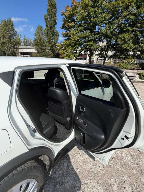 Balts Nissan Juke 2013 Panevēža, ar dzinēja tilpumu 1.46 L un nobraukumu 370 tūkst. km par 4500 €, foto 6 vietnē AUTOMOTO.COM.LV