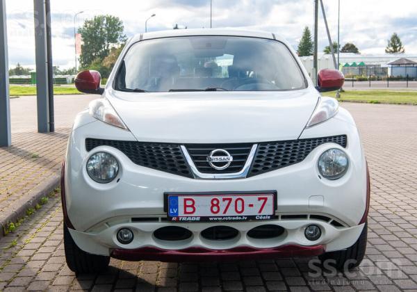 White Nissan Juke 2013 in Cesis, with an engine capacity of 1.60 L and mileage of 195 thousand km for 6500 €, photo 1 on AUTOMOTO.COM.LV