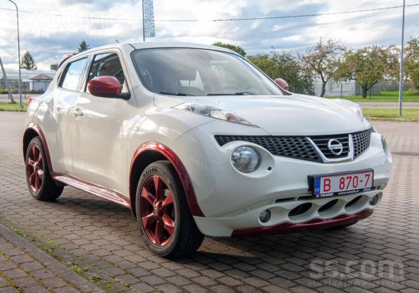 White Nissan Juke 2013 in Cesis, with an engine capacity of 1.60 L and mileage of 195 thousand km for 6500 €, photo 8 on AUTOMOTO.COM.LV