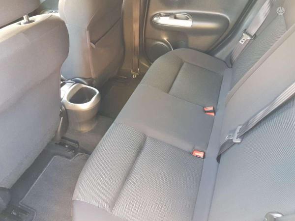 Balts Nissan Juke 2013 Šauļi, ar dzinēja tilpumu 1.46 L un nobraukumu 235 tūkst. km par 4700 €, foto 9 vietnē AUTOMOTO.COM.LV