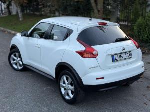 Balts Nissan Juke 2013 Viļņa, ar dzinēja tilpumu 1.60 L un nobraukumu 170 tūkst. km par 4950 €, foto 12 vietnē AUTOMOTO.COM.LV