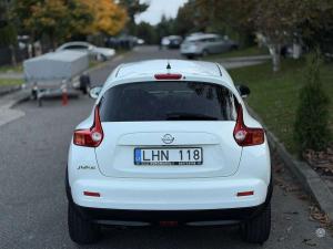 Balts Nissan Juke 2013 Viļņa, ar dzinēja tilpumu 1.60 L un nobraukumu 170 tūkst. km par 4950 €, foto 19 vietnē AUTOMOTO.COM.LV