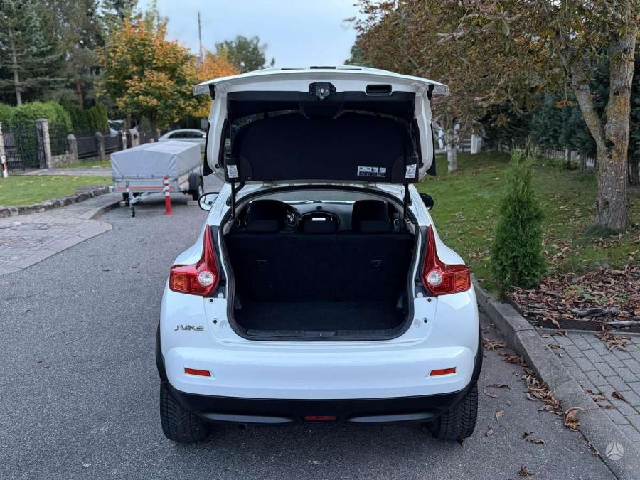 Balts Nissan Juke 2013 Viļņa, ar dzinēja tilpumu 1.60 L un nobraukumu 170 tūkst. km par 4950 €, foto 20 vietnē AUTOMOTO.COM.LV
