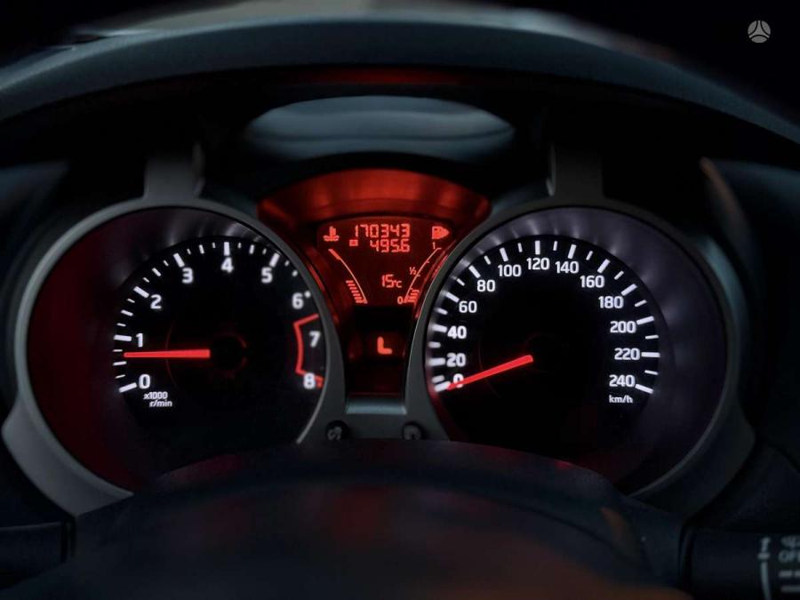 Balts Nissan Juke 2013 Viļņa, ar dzinēja tilpumu 1.60 L un nobraukumu 170 tūkst. km par 4950 €, foto 50 vietnē AUTOMOTO.COM.LV