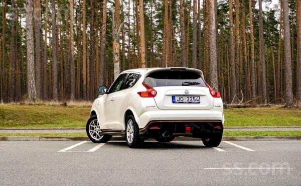 Balts Nissan Juke 2014 Rīga, ar dzinēja tilpumu 1.60 L un nobraukumu 118 tūkst. km par 8590 €, foto 7 vietnē AUTOMOTO.COM.LV