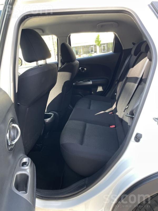 Balts Nissan Juke 2014 Rīga, ar dzinēja tilpumu 1.60 L un nobraukumu 206 tūkst. km par 5600 €, foto 10 vietnē AUTOMOTO.COM.LV