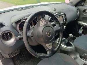 White Nissan Juke 2014 in Vilnius, with an engine capacity of 1.60 L and mileage of 317 thousand km for 4850 €, photo 12 on AUTOMOTO.COM.LV