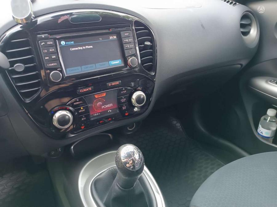 White Nissan Juke 2014 in Vilnius, with an engine capacity of 1.60 L and mileage of 317 thousand km for 4850 €, photo 15 on AUTOMOTO.COM.LV