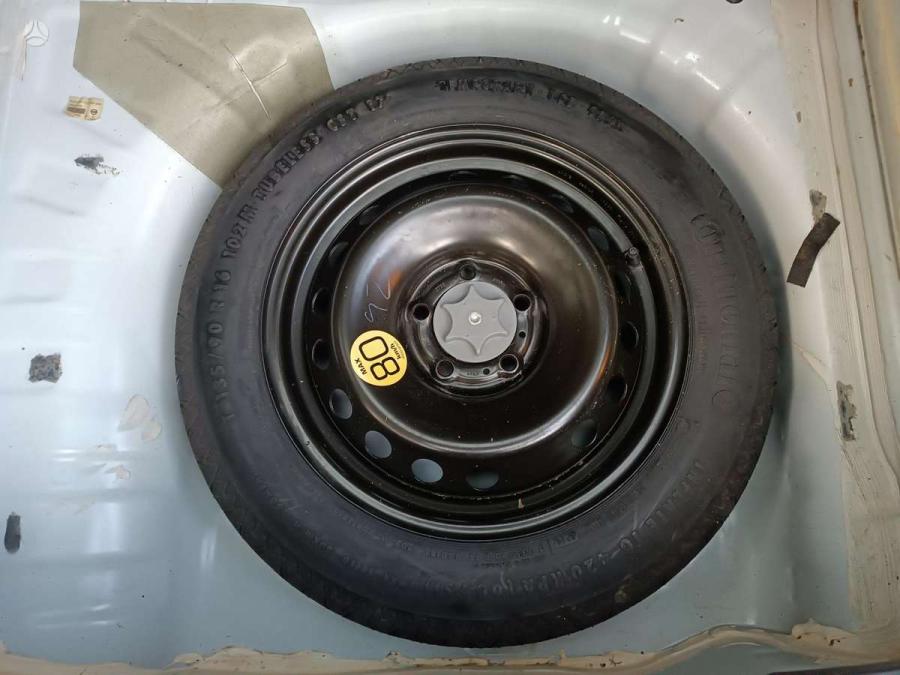 White Nissan Juke 2014 in Vilnius, with an engine capacity of 1.60 L and mileage of 317 thousand km for 4850 €, photo 23 on AUTOMOTO.COM.LV