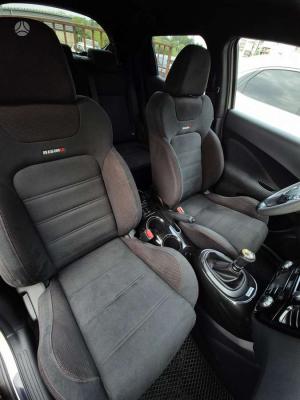 Balts Nissan Juke 2014 Viļņa, ar dzinēja tilpumu 1.62 L un nobraukumu 139 tūkst. km par 7760 €, foto 12 vietnē AUTOMOTO.COM.LV