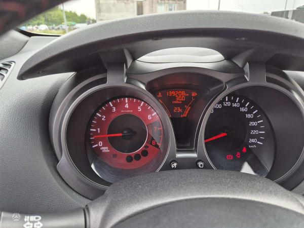 Nissan Juke 2014 Viļņa vietnē Balts Nissan Juke 2014 Viļņa, ar dzinēja tilpumu 1.62 L un nobraukumu 139 tūkst. km par 7760 €, foto 9 vietnē AUTOMOTO.COM.LV
