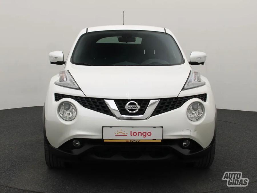 White Nissan Juke 2015 in Vilnius, with an engine capacity of 1.20 L and mileage of 179 thousand km for 7399 €, photo 4 on AUTOMOTO.COM.LV
