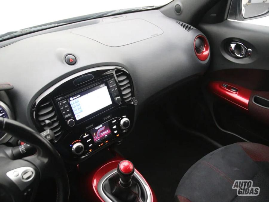 White Nissan Juke 2015 in Vilnius, with an engine capacity of 1.20 L and mileage of 179 thousand km for 7399 €, photo 22 on AUTOMOTO.COM.LV