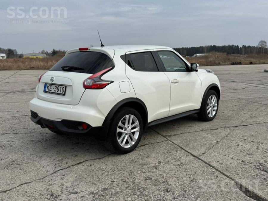 White Nissan Juke 2015 in Riga, with an engine capacity of 1.60 L and mileage of 0 thousand km for 7399 €, photo 6 on AUTOMOTO.COM.LV