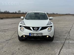 White Nissan Juke 2015 in Riga, with an engine capacity of 1.60 L and mileage of 0 thousand km for 7399 €, photo 9 on AUTOMOTO.COM.LV