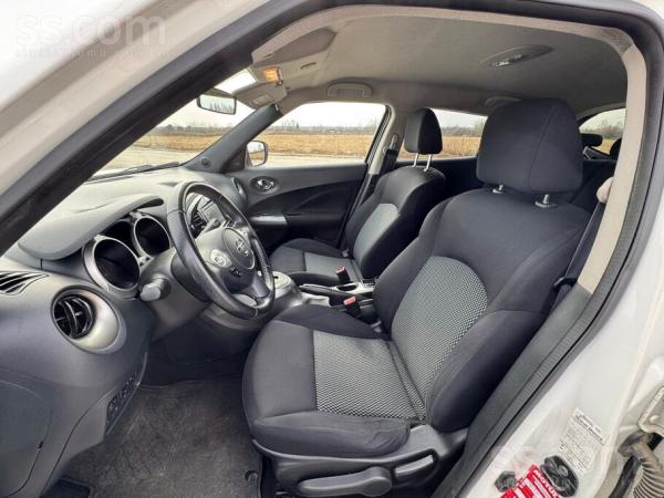 Balts Nissan Juke 2015 Rīga, ar dzinēja tilpumu 1.60 L un nobraukumu 0 tūkst. km par 7399 €, foto 10 vietnē AUTOMOTO.COM.LV