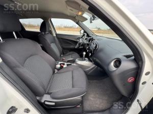 White Nissan Juke 2015 in Riga, with an engine capacity of 1.60 L and mileage of 0 thousand km for 7399 €, photo 24 on AUTOMOTO.COM.LV