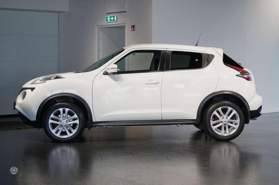 White Nissan Juke 2015 in Vilnius, with an engine capacity of 1.60 L and mileage of 92 thousand km for 7900 €, photo 3 on AUTOMOTO.COM.LV