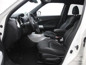 White Nissan Juke 2015 in Vilnius, with an engine capacity of 1.20 L and mileage of 145 thousand km for 8199 €, photo 5 on AUTOMOTO.COM.LV