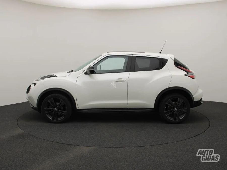 White Nissan Juke 2015 in Vilnius, with an engine capacity of 1.20 L and mileage of 145 thousand km for 8199 €, photo 7 on AUTOMOTO.COM.LV