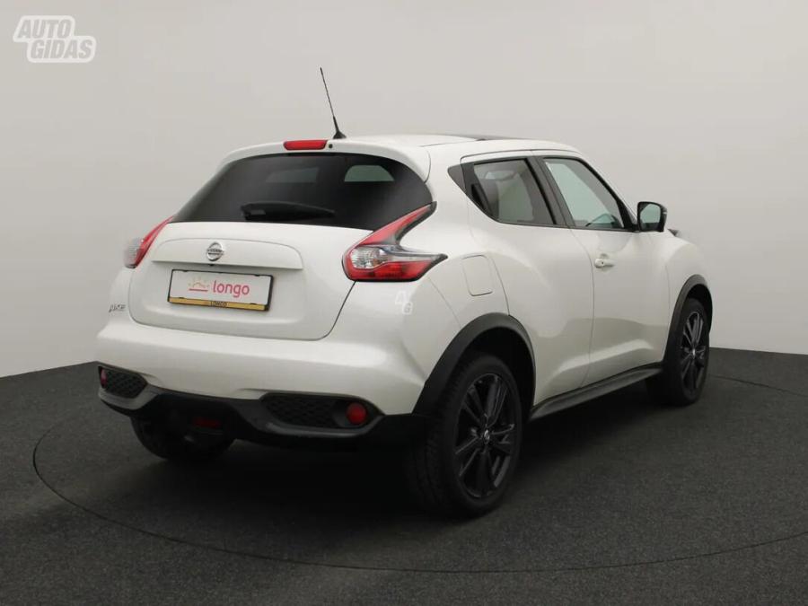 White Nissan Juke 2015 in Vilnius, with an engine capacity of 1.20 L and mileage of 145 thousand km for 8199 €, photo 9 on AUTOMOTO.COM.LV