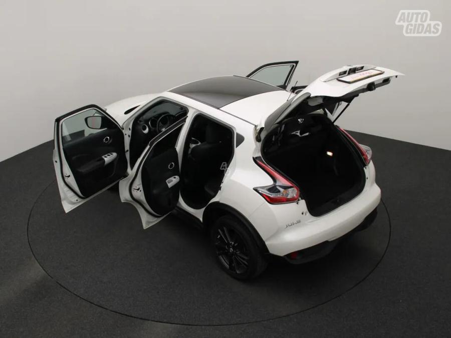 White Nissan Juke 2015 in Vilnius, with an engine capacity of 1.20 L and mileage of 145 thousand km for 8199 €, photo 14 on AUTOMOTO.COM.LV