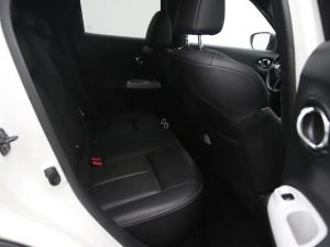 White Nissan Juke 2015 in Vilnius, with an engine capacity of 1.20 L and mileage of 145 thousand km for 8199 €, photo 16 on AUTOMOTO.COM.LV