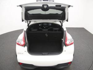 White Nissan Juke 2015 in Vilnius, with an engine capacity of 1.20 L and mileage of 145 thousand km for 8199 €, photo 33 on AUTOMOTO.COM.LV