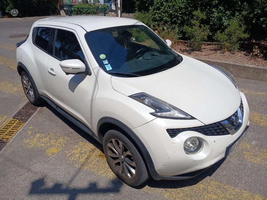 Balts Nissan Juke 2015 Tauragė, ar dzinēja tilpumu 1.46 L un nobraukumu 275 tūkst. km par 3700 €, foto 3 vietnē AUTOMOTO.COM.LV