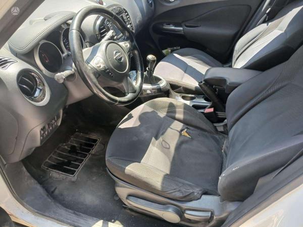 White Nissan Juke 2015 in Taurage, with an engine capacity of 1.46 L and mileage of 275 thousand km for 3700 €, photo 10 on AUTOMOTO.COM.LV