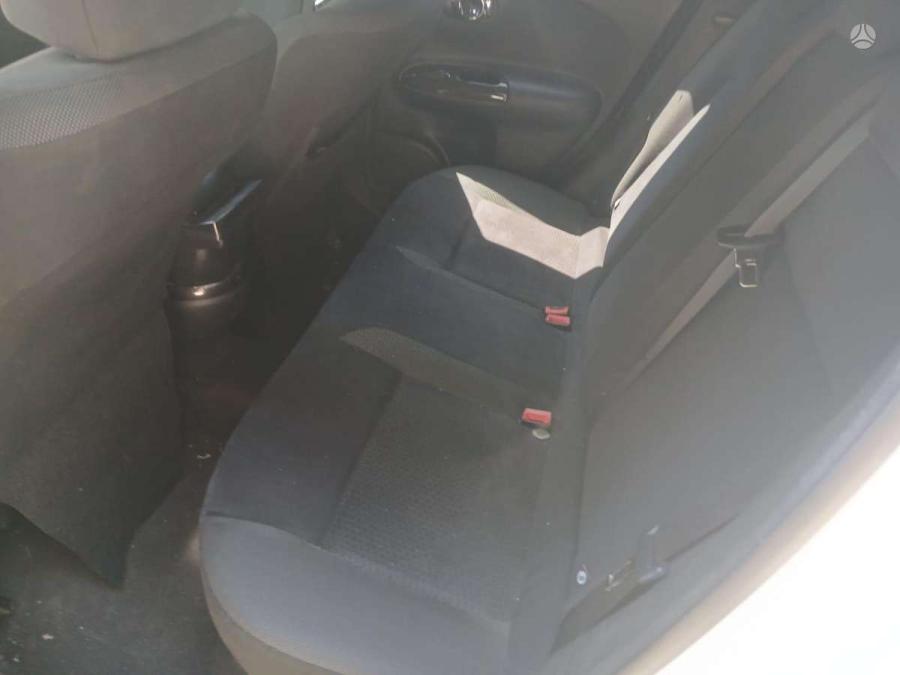 Balts Nissan Juke 2015 Tauragė, ar dzinēja tilpumu 1.46 L un nobraukumu 275 tūkst. km par 3700 €, foto 12 vietnē AUTOMOTO.COM.LV