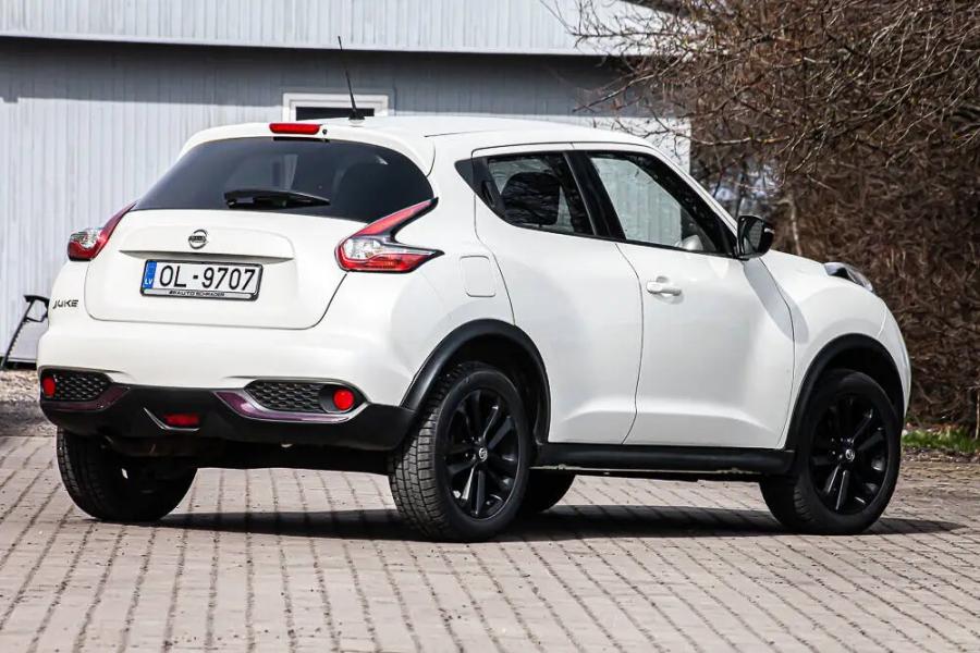 Balts Nissan Juke 2015 Tukums, ar dzinēja tilpumu 1.20 L un nobraukumu 140 tūkst. km par 8390 €, foto 4 vietnē AUTOMOTO.COM.LV