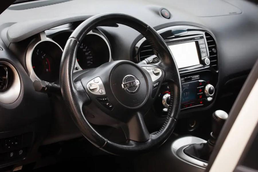 Balts Nissan Juke 2015 Tukums, ar dzinēja tilpumu 1.20 L un nobraukumu 140 tūkst. km par 8390 €, foto 16 vietnē AUTOMOTO.COM.LV
