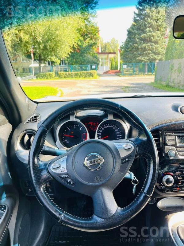 White Nissan Juke 2015 in Riga, with an engine capacity of 1.50 L and mileage of 130 thousand km for 7250 €, photo 8 on AUTOMOTO.COM.LV