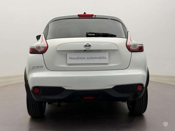 White Nissan Juke 2015 in Panevezys, with an engine capacity of 1.20 L and mileage of 164 thousand km for 5990 €, photo 8 on AUTOMOTO.COM.LV