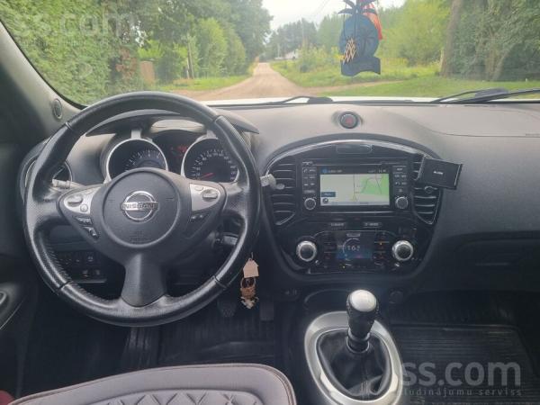 White Nissan Juke 2015 in Dobele, with an engine capacity of 1.20 L and mileage of 97 thousand km for 7400 €, photo 6 on AUTOMOTO.COM.LV