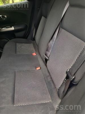 Balts Nissan Juke 2015 Dobele, ar dzinēja tilpumu 1.20 L un nobraukumu 97 tūkst. km par 7400 €, foto 8 vietnē AUTOMOTO.COM.LV