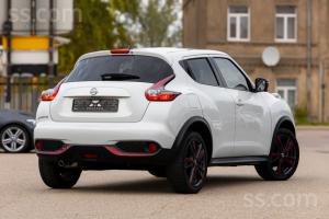 White Nissan Juke 2015 in Jelgava, with an engine capacity of 1.20 L and mileage of 121 thousand km for 7390 €, photo 5 on AUTOMOTO.COM.LV