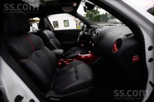 White Nissan Juke 2015 in Jelgava, with an engine capacity of 1.20 L and mileage of 121 thousand km for 7390 €, photo 8 on AUTOMOTO.COM.LV