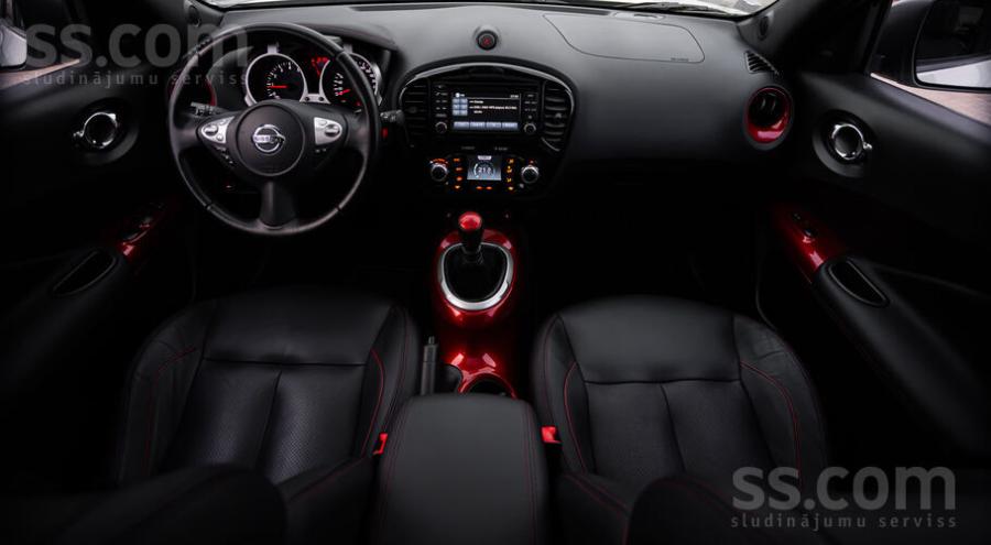White Nissan Juke 2015 in Jelgava, with an engine capacity of 1.20 L and mileage of 121 thousand km for 7390 €, photo 12 on AUTOMOTO.COM.LV