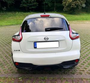 White Nissan Juke 2016 in Vilnius, with an engine capacity of 1.60 L and mileage of 37 thousand km for 9500 €, photo 7 on AUTOMOTO.COM.LV