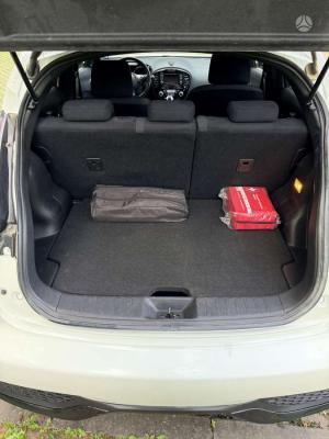 White Nissan Juke 2016 in Vilnius, with an engine capacity of 1.60 L and mileage of 37 thousand km for 9500 €, photo 27 on AUTOMOTO.COM.LV