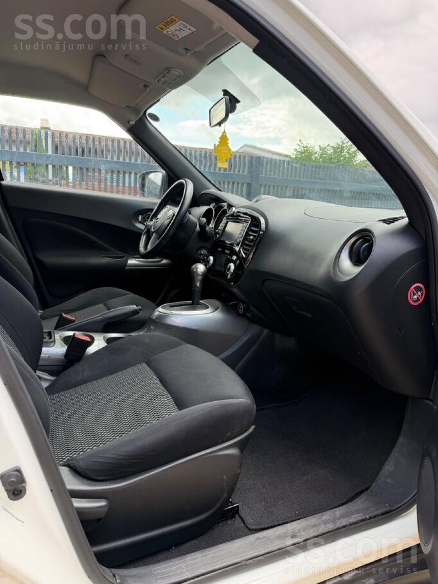 Balts Nissan Juke 2016 Rīga, ar dzinēja tilpumu 1.60 L un nobraukumu 104 tūkst. km par 6250 €, foto 8 vietnē AUTOMOTO.COM.LV