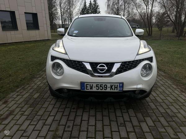 White Nissan Juke 2017 in Taurage, with an engine capacity of 1.20 L and mileage of 160 thousand km for 7100 €, photo 3 on AUTOMOTO.COM.LV