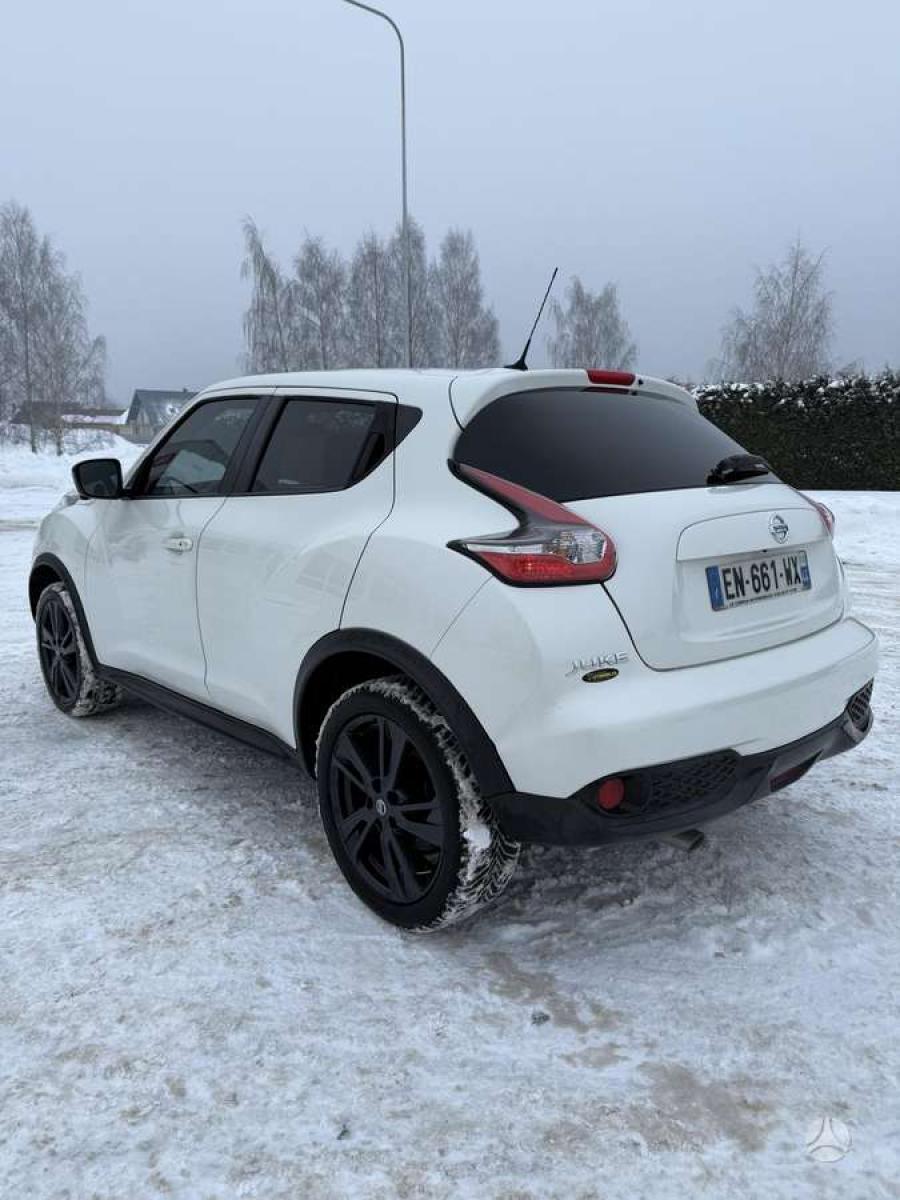 Balts Nissan Juke 2017 Tauragė, ar dzinēja tilpumu 1.20 L un nobraukumu 90 tūkst. km par 6300 €, foto 3 vietnē AUTOMOTO.COM.LV