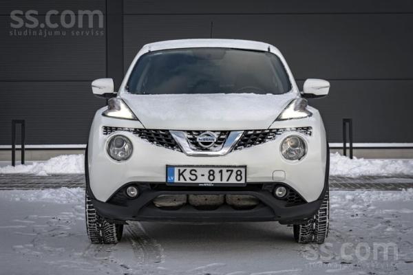 White Nissan Juke 2017 in Riga, with an engine capacity of 1.60 L and mileage of 0 thousand km for 8500 €, photo 2 on AUTOMOTO.COM.LV