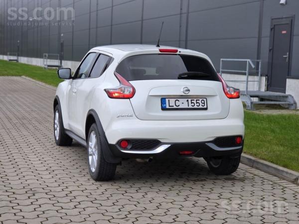 White Nissan Juke 2018 in Riga, with an engine capacity of 1.60 L and mileage of 50 thousand km for 9190 €, photo 11 on AUTOMOTO.COM.LV